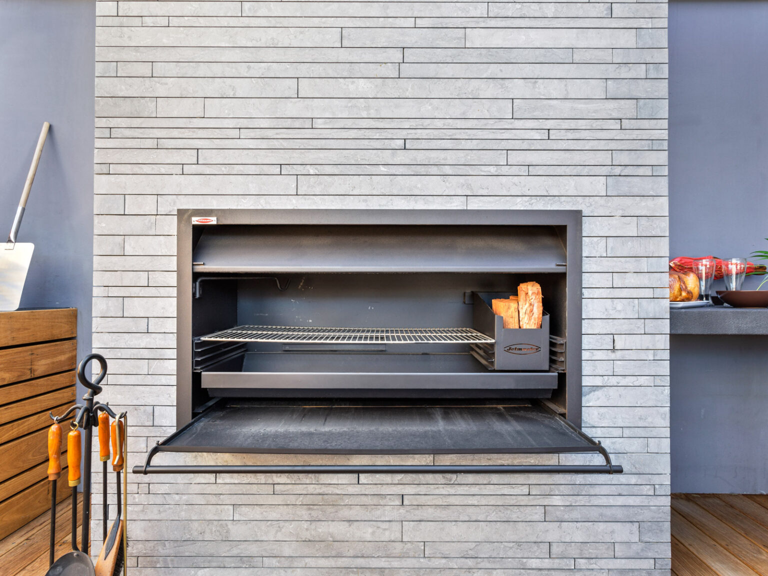 Jetmaster Fireplaces | Electric & Outdoor Fireplaces For Sale